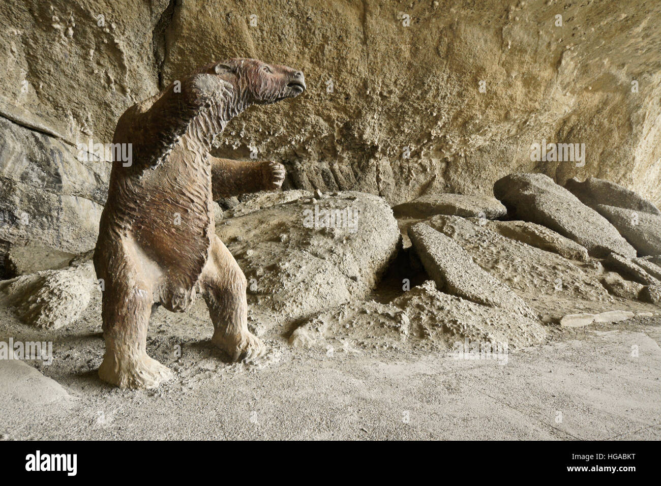 Life-size replica of prehistoric Mylodon at Monumental Natural Cueva de ...