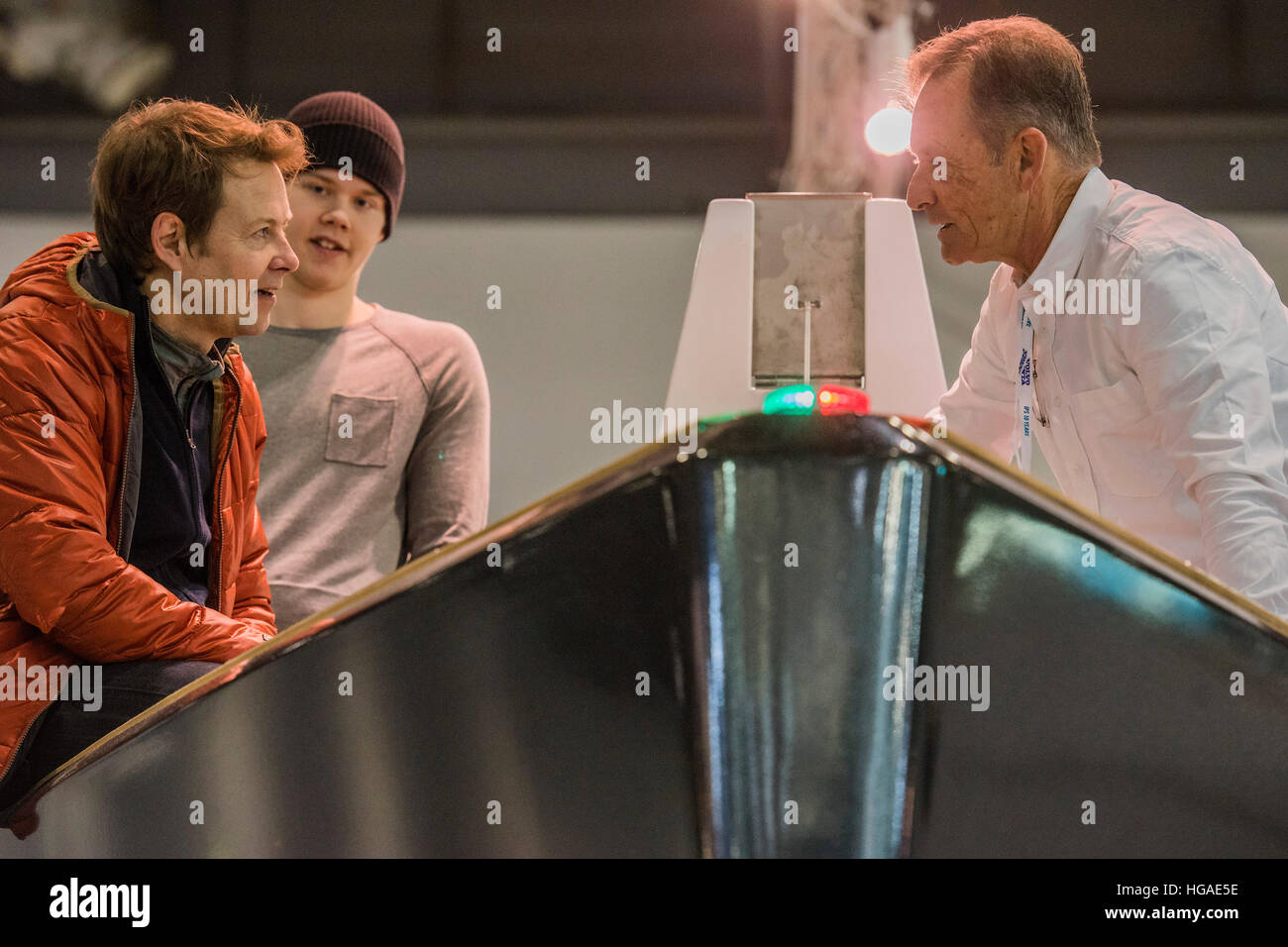 London, UK. 6th Jan, 2017. A salesman makes his pitch on the bow of a ...