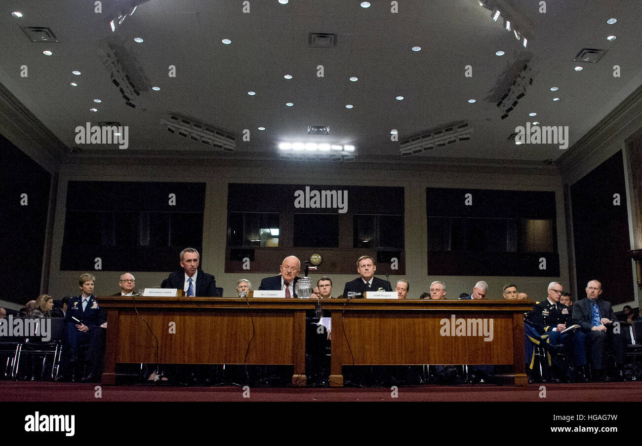 Intelligence center hi-res stock photography and images - Alamy