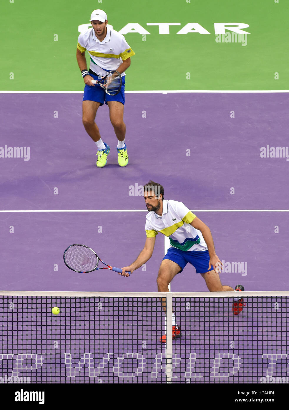 Doha. 6th Jan, 2017. Jeremy Chardy (R) and Fabrice Martin of France ...