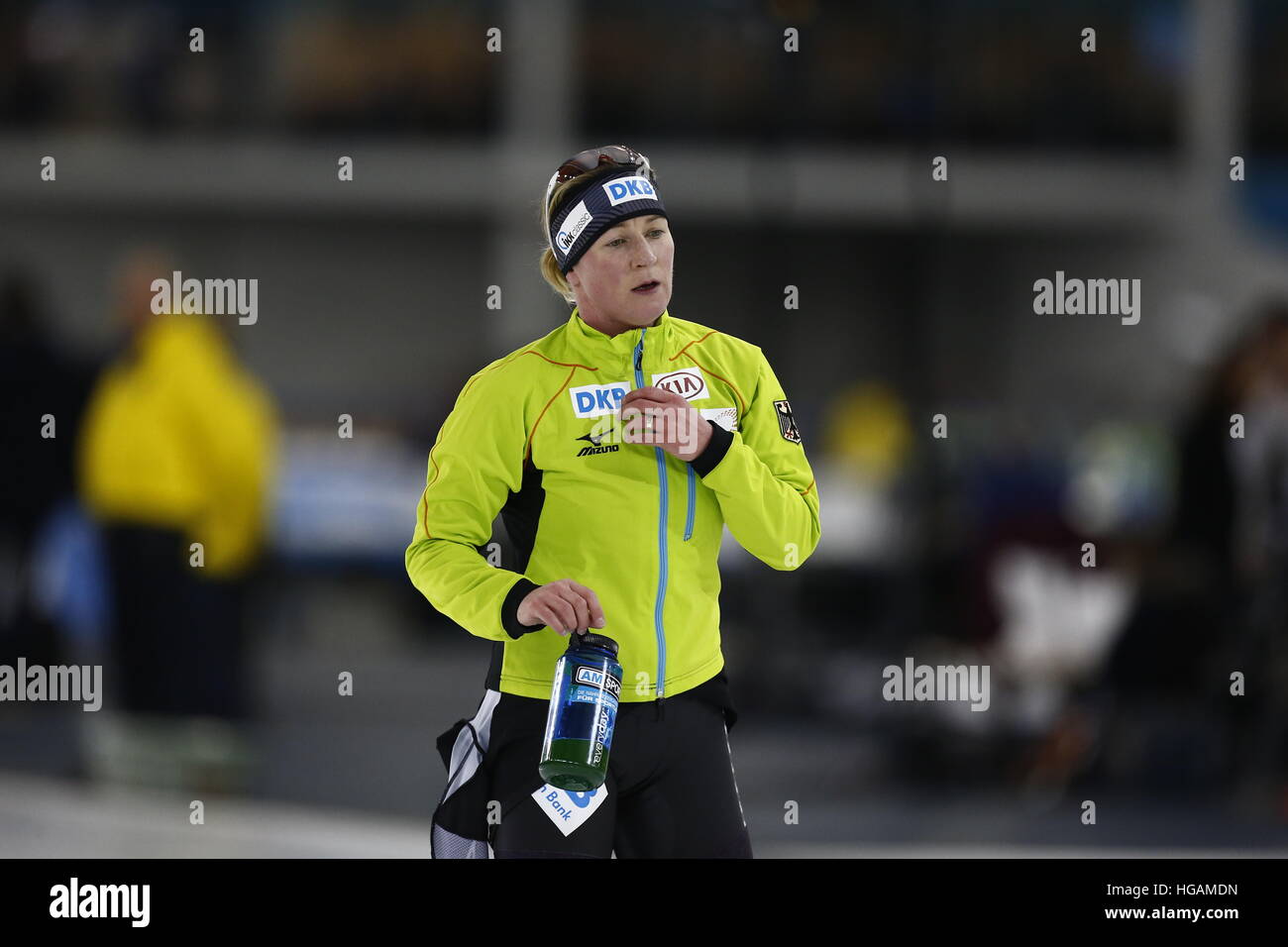 Heerenveen, Netherlands. 07th Jan, 2017. German ice skater Claudia ...