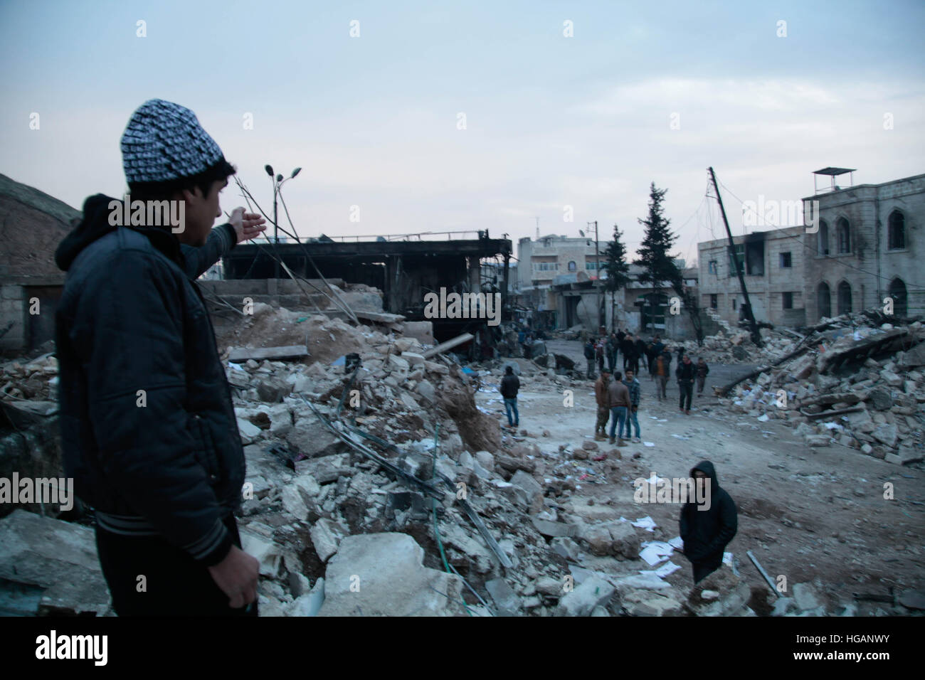 Azaz, Syria. 7th January, 2017. A car bomb explosion has taken place in ...