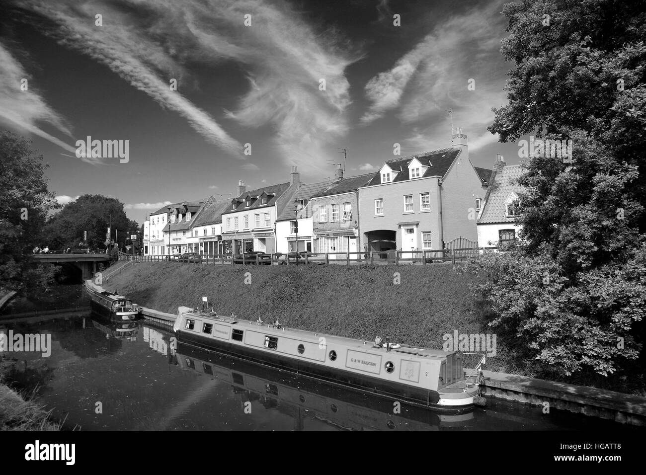 Spring, April, May, Narrowboats, river Nene, March Town, Cambridgeshire ...