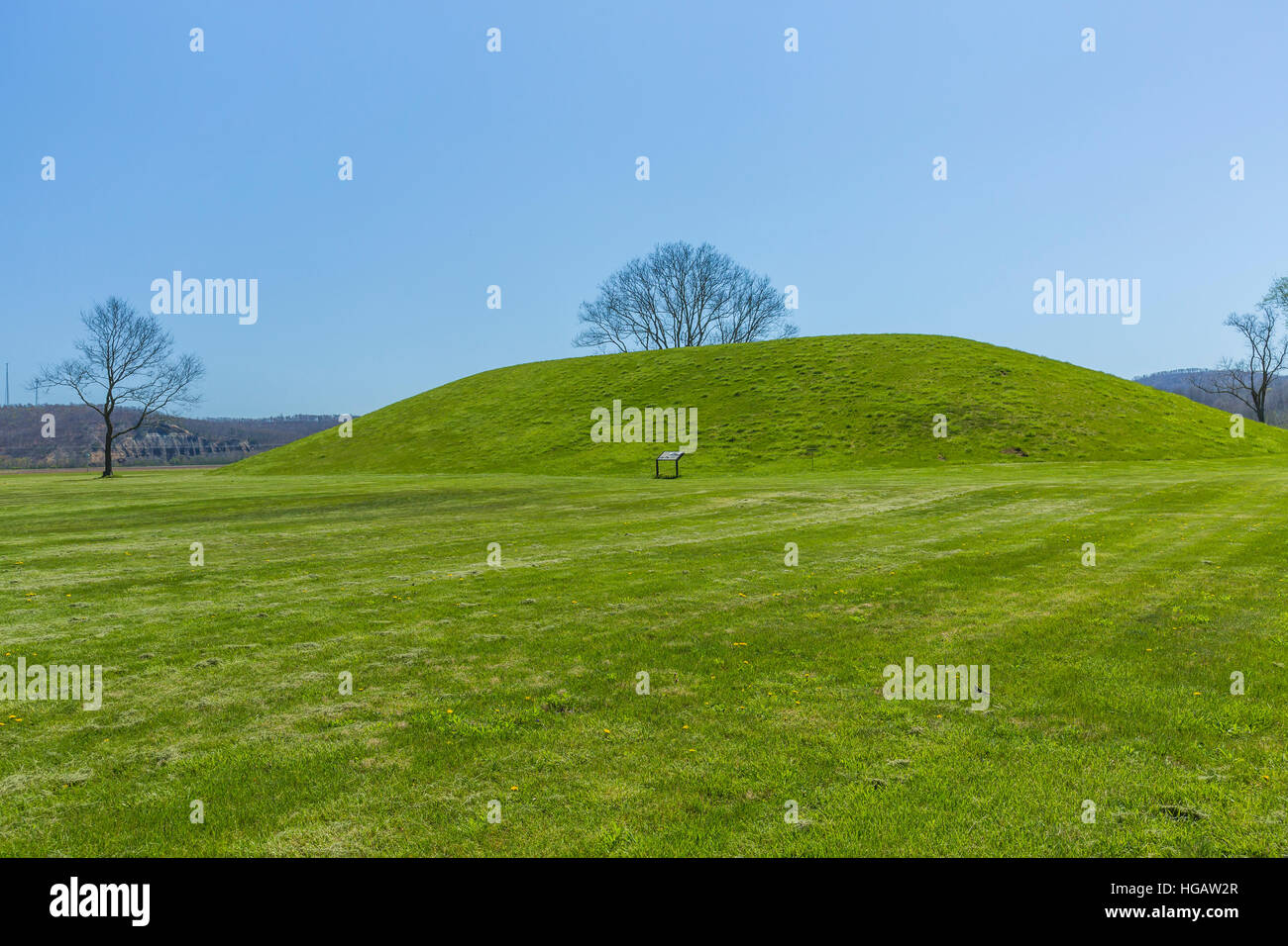 Seip Earthworks, where a civilization of early mound-building American ...