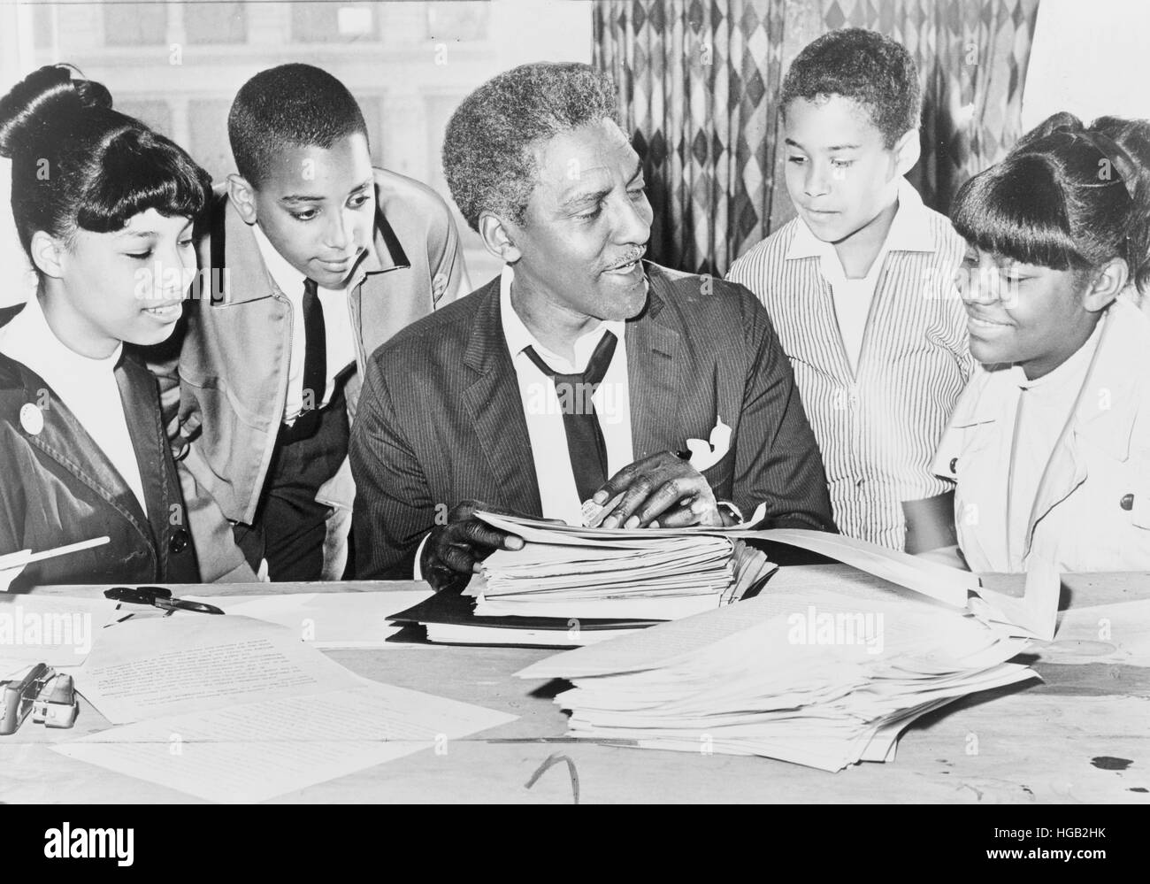 View group people demonstration Black and White Stock Photos & Images ...