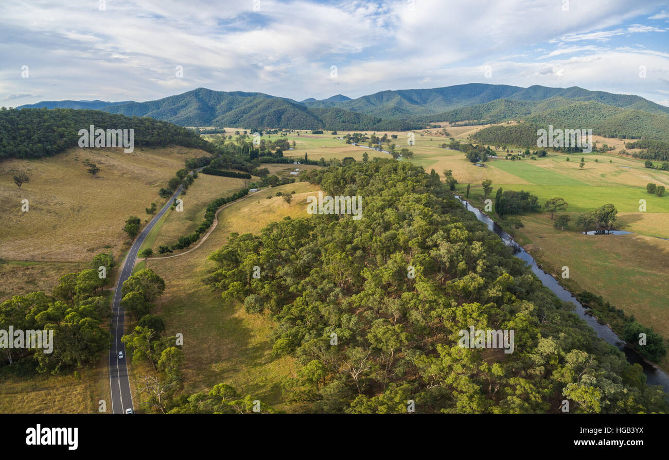 Omeo highway hi-res stock photography and images - Alamy