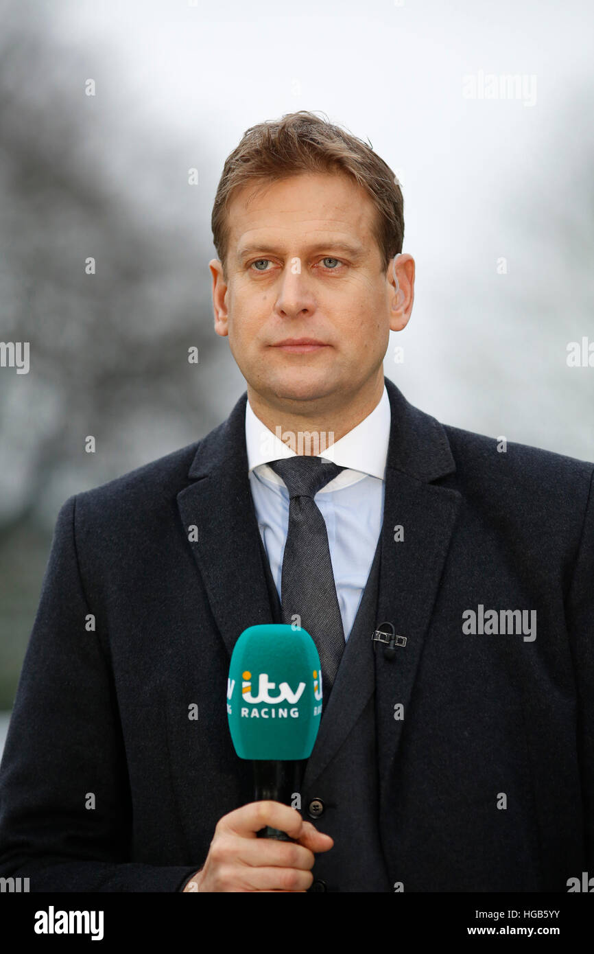 ITV Racing presenter Ed Chamberlin during 32Red Day at Sandown ...