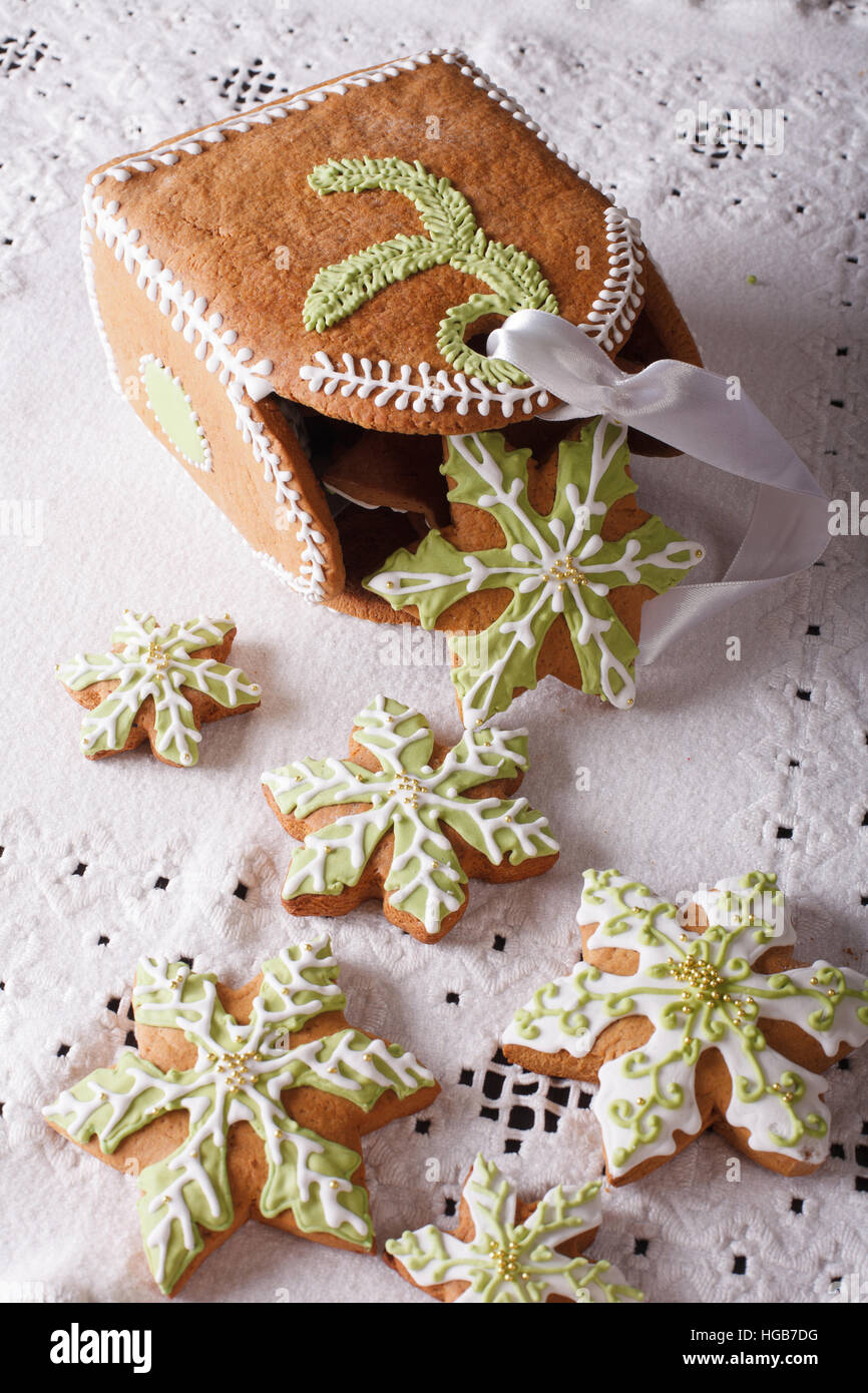 Gingerbread box hi-res stock photography and images - Alamy