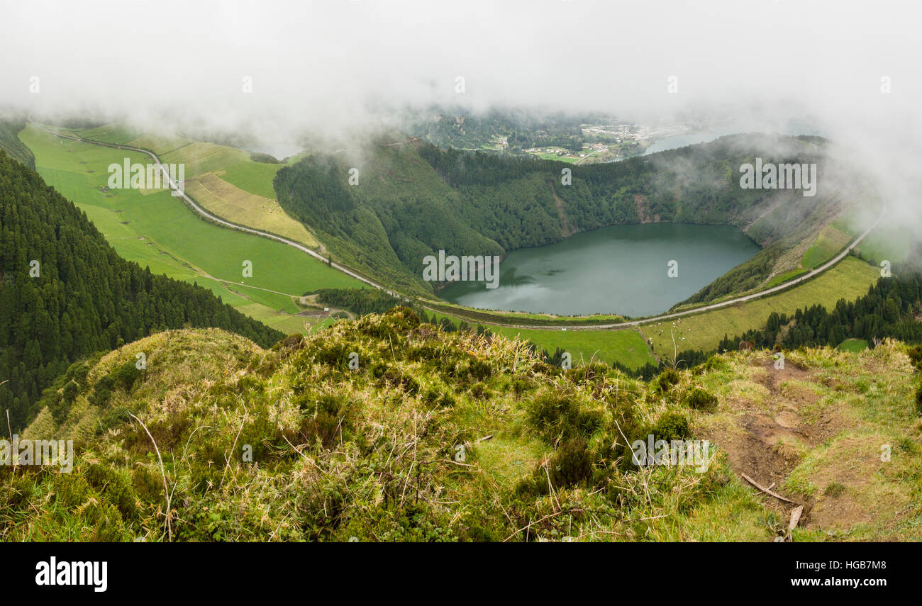 Curved highway hi-res stock photography and images - Alamy