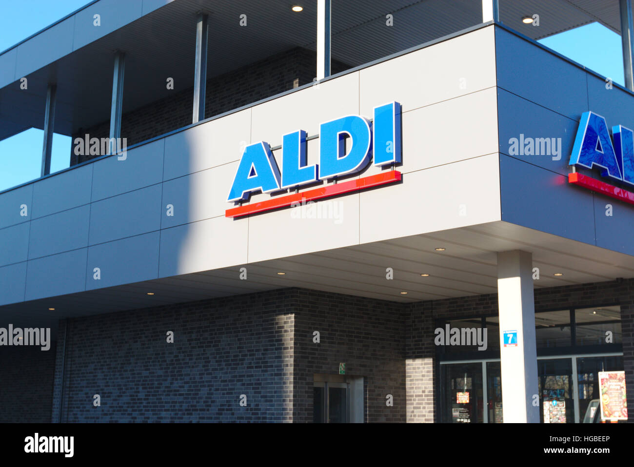Aldi banner hi-res stock photography and images - Alamy