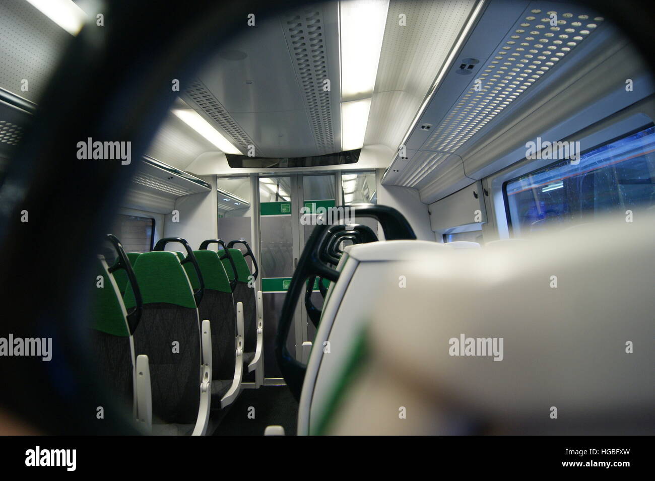 Class 387 electrostar hi-res stock photography and images - Alamy