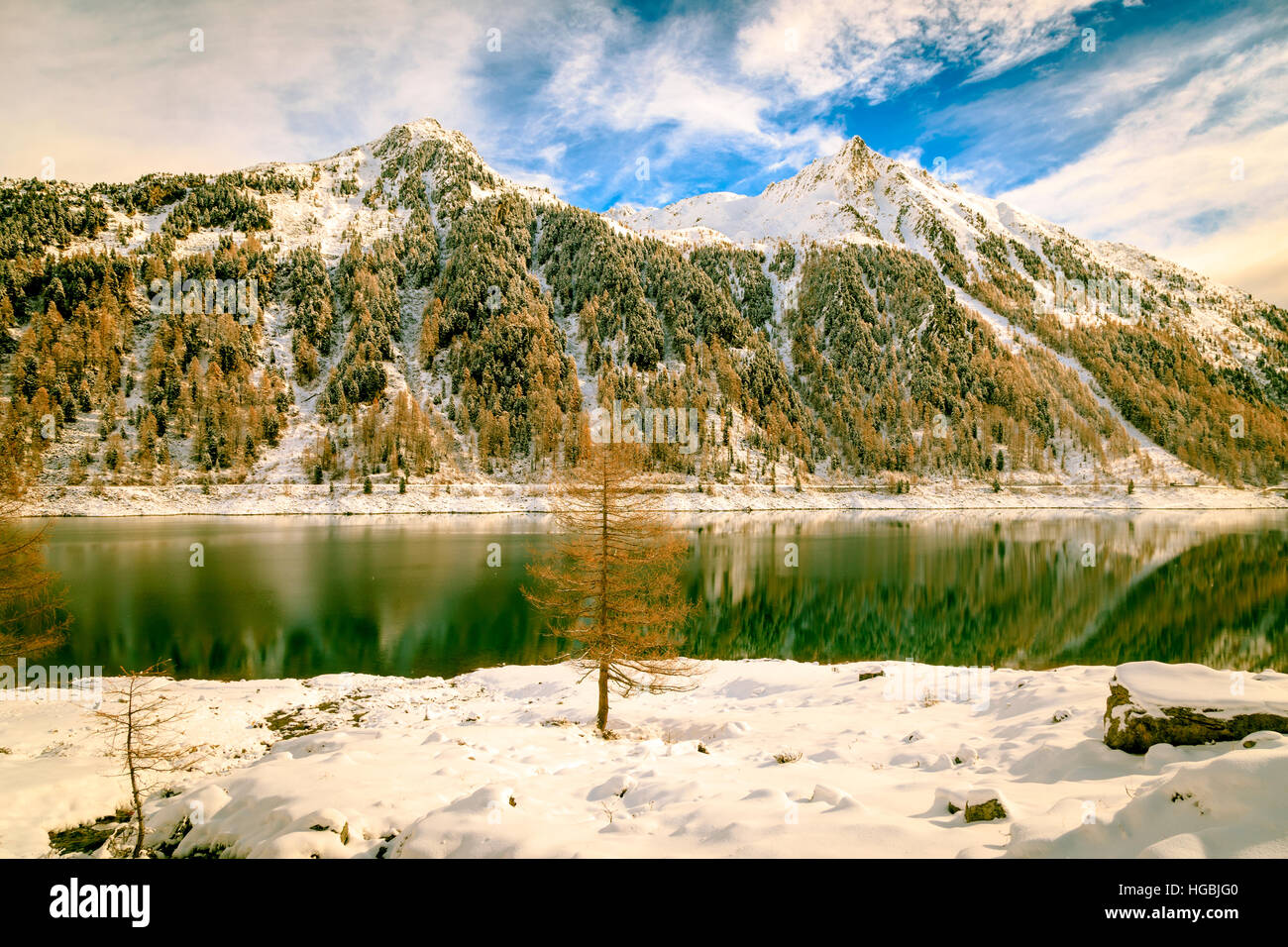 a lake in the winter in the italian alps Stock Photo - Alamy
