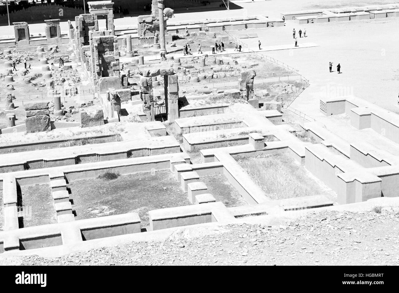 in iran persepolis the old ruins historical destination monuments and ...