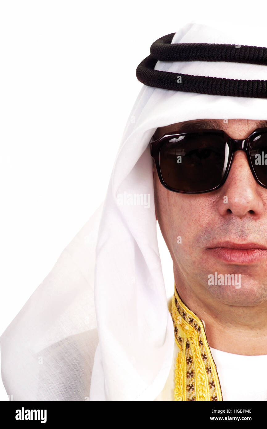Sheikh wearing sunglasses Stock Photo - Alamy