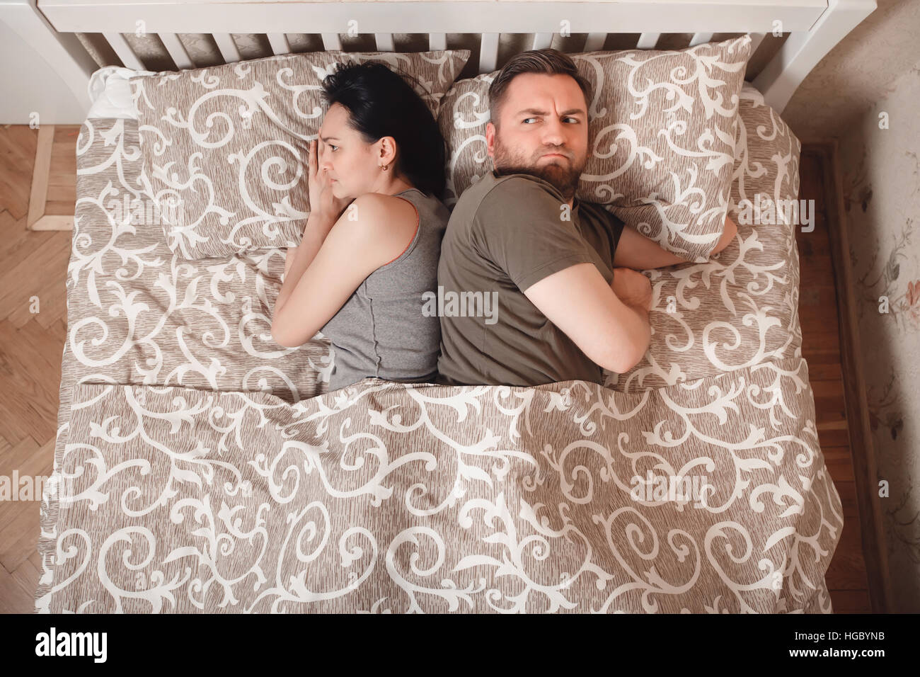 People are trying sleep hi-res stock photography and images - Alamy