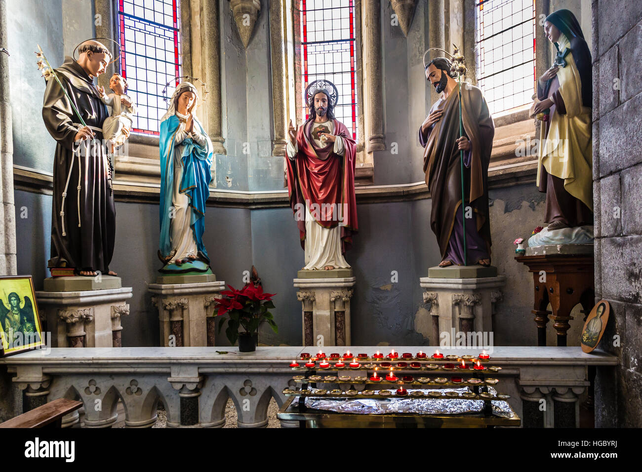 Religious statues at Daniel O'Connell Memorial Church, Cahersiveen ...