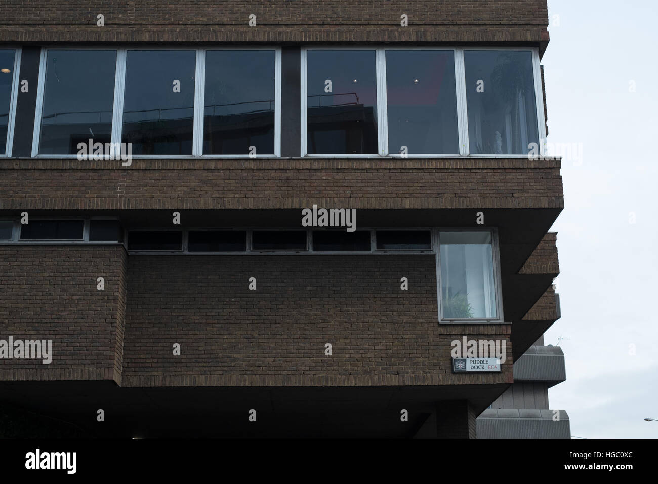 Puddle dock hi-res stock photography and images - Alamy