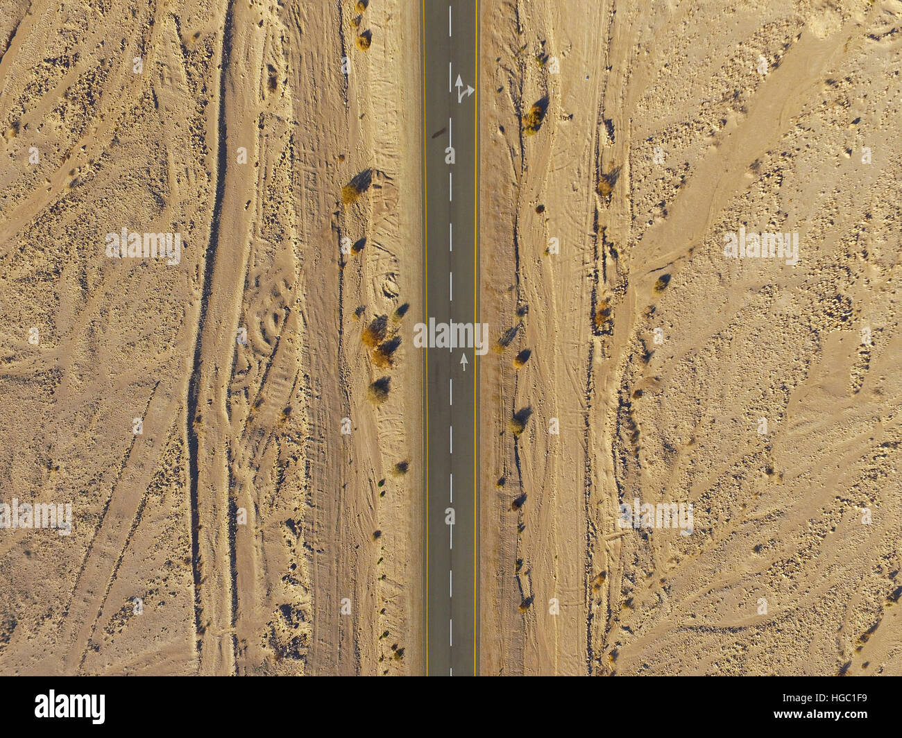 Aerial view highway empty road hi-res stock photography and images - Alamy