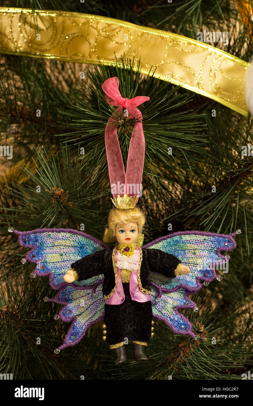 Christmas tree crown decoration hi-res stock photography and images - Alamy