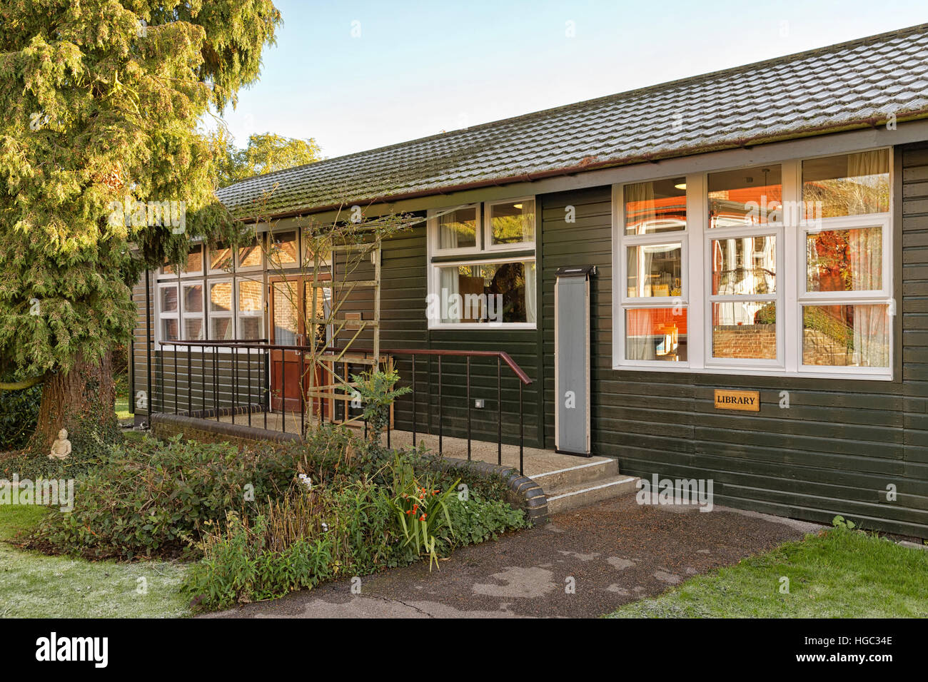 Amaravati buddhist monastery hi-res stock photography and images - Alamy