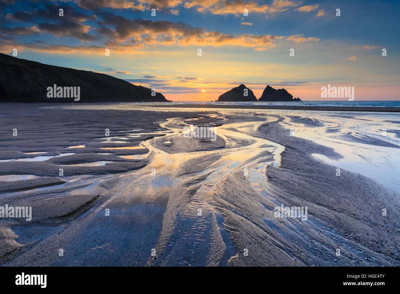 Holywell bay cornwall hi-res stock photography and images - Alamy