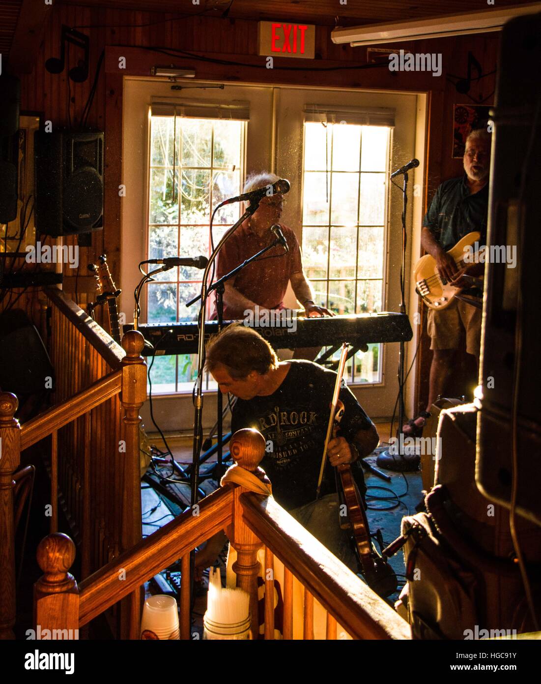 Live Band Setting Up Stock Photo - Alamy