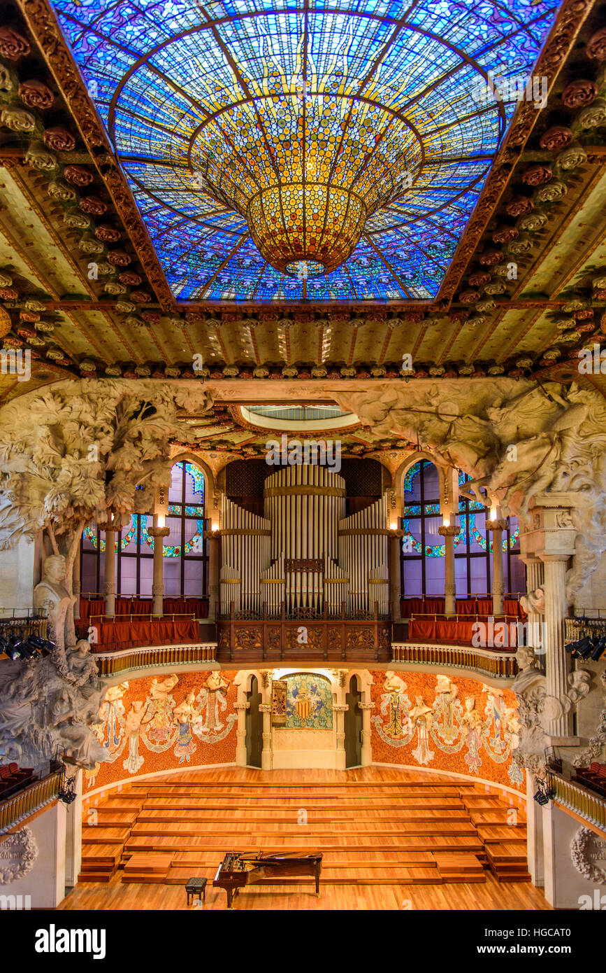 Palau de la musica catalana skylight hi-res stock photography and ...