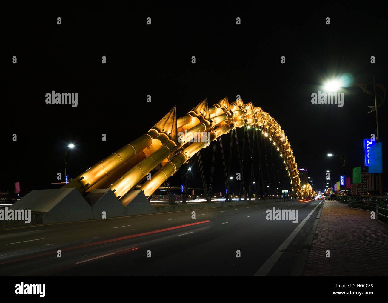 Dragon Bridge Da Nang Stock Photo - Alamy