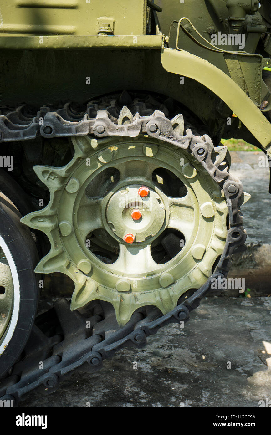 Tank wheels military hi-res stock photography and images - Alamy