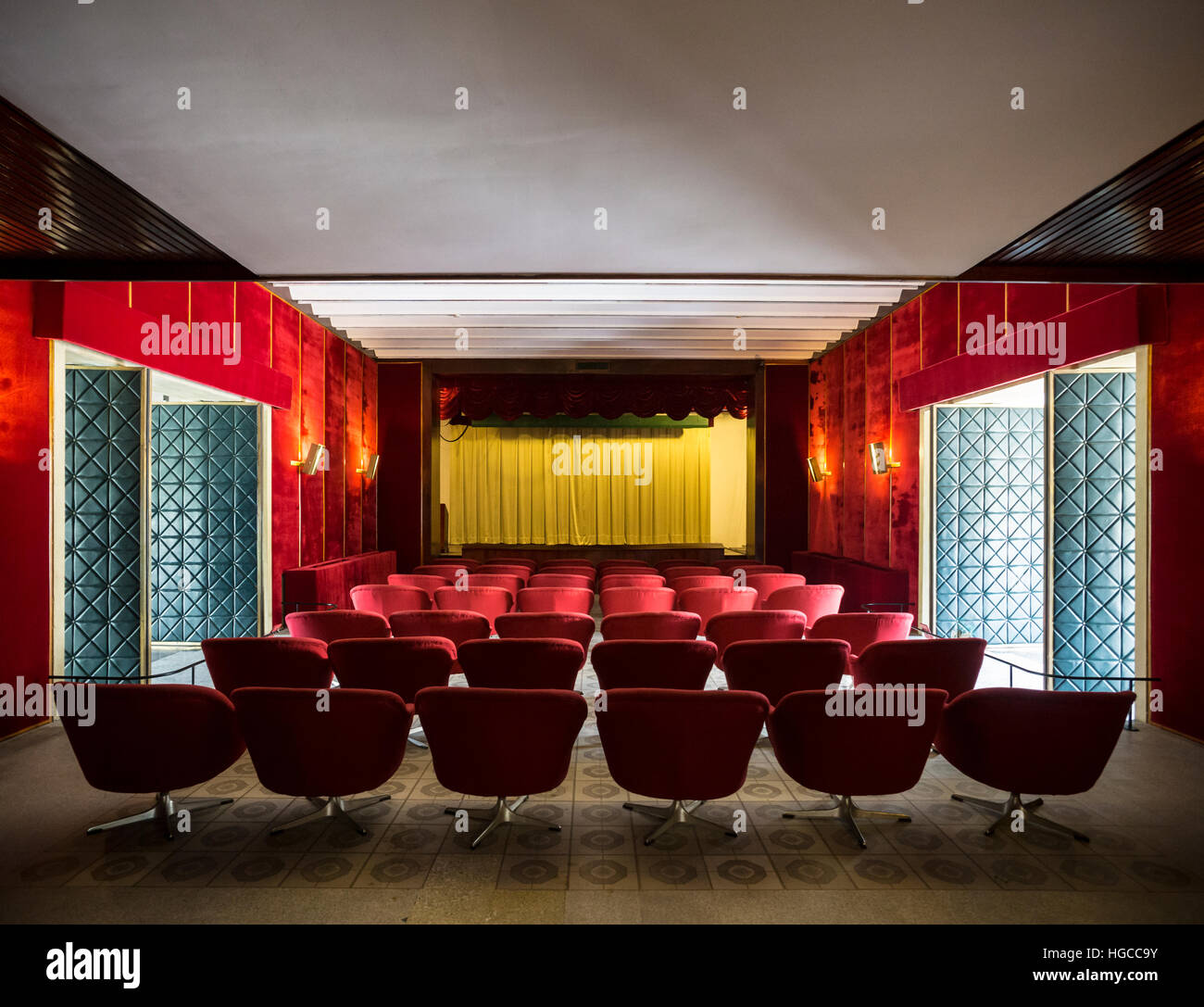 Saigon presidential palace hi-res stock photography and images - Alamy