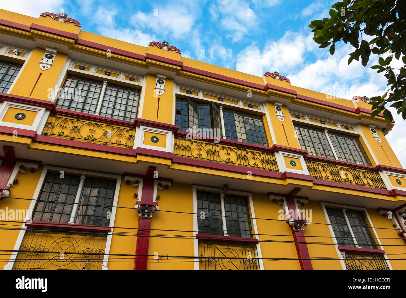 Spanish colonial architecture intramuros hi-res stock photography and ...