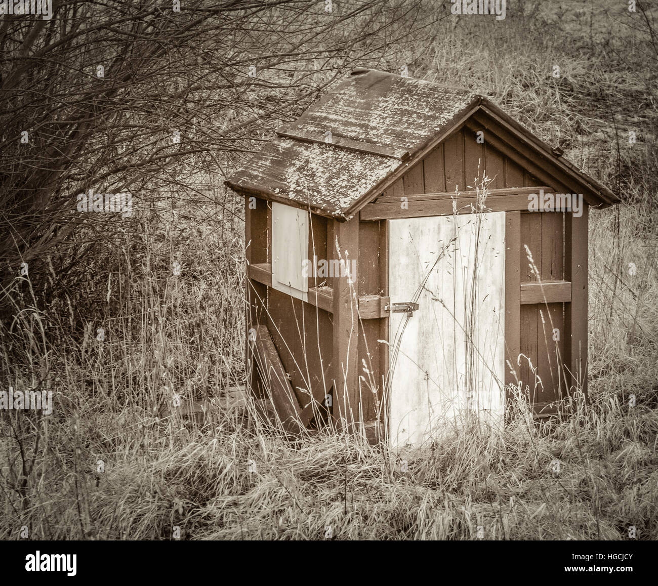 Wooden out house hi-res stock photography and images - Alamy