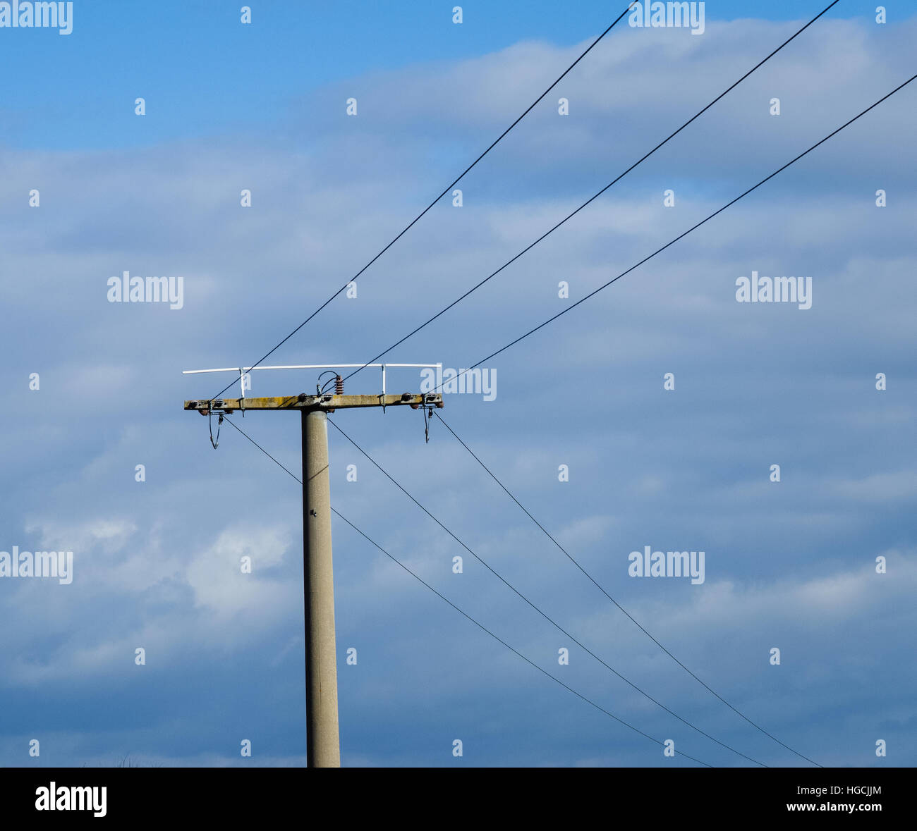 Sky electric pylon hi-res stock photography and images - Alamy