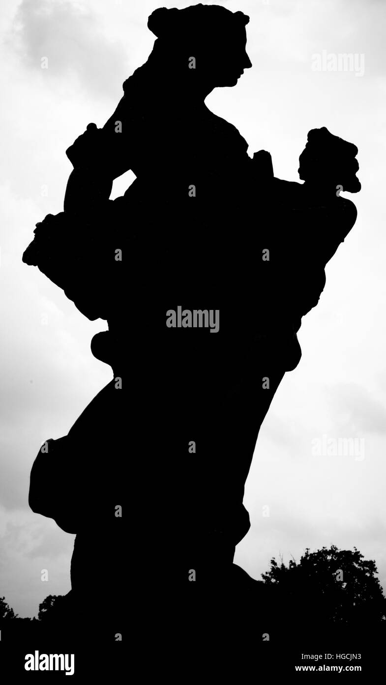 Child silhouette hi-res stock photography and images - Alamy