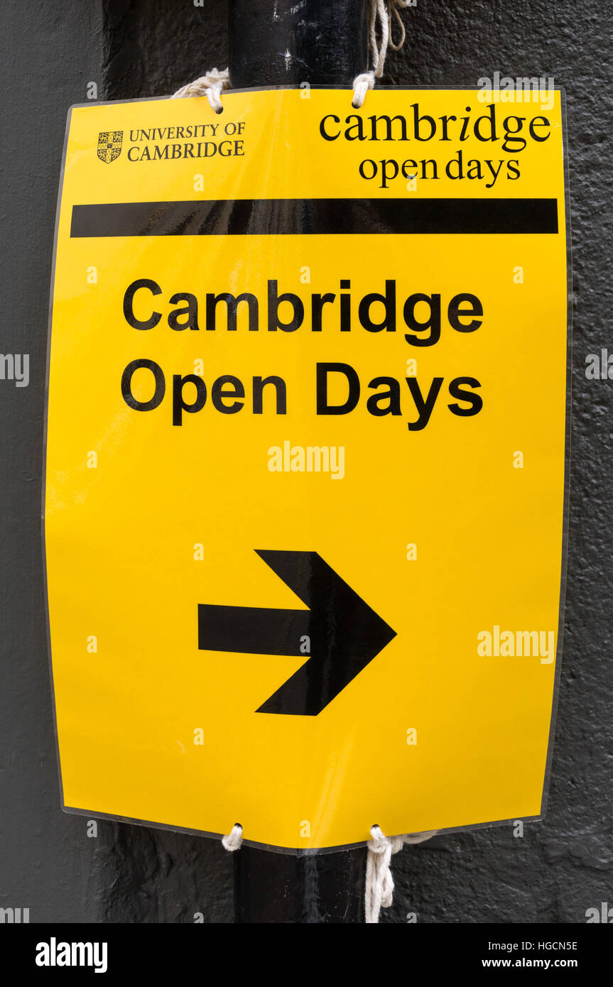 University open days hi-res stock photography and images - Alamy