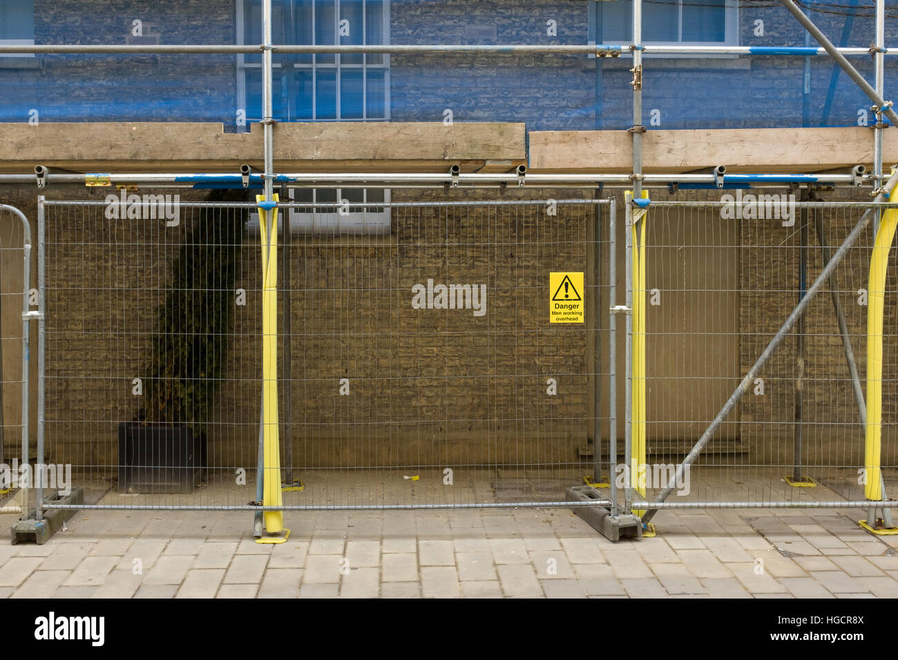 Pavement Scaffolding Stock Photos & Pavement Scaffolding Stock Images ...