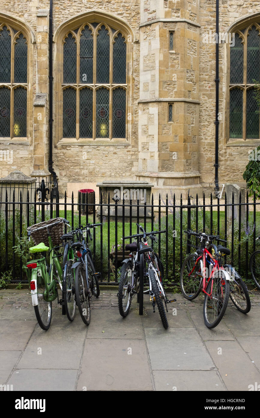 Bicycles In Cambridge City Centre High Resolution Stock Photography and ...
