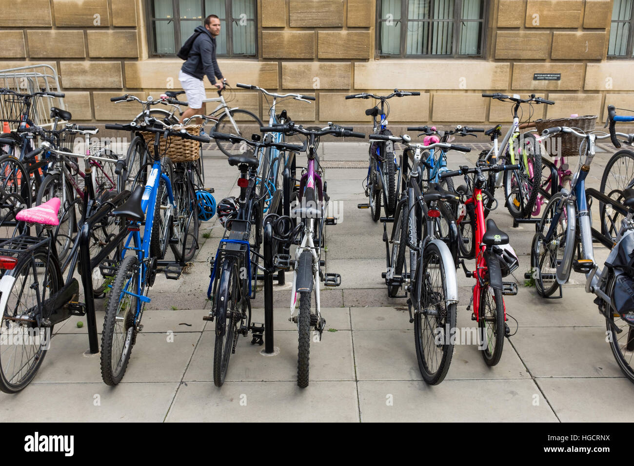 Bikes in cambridge hi-res stock photography and images - Alamy
