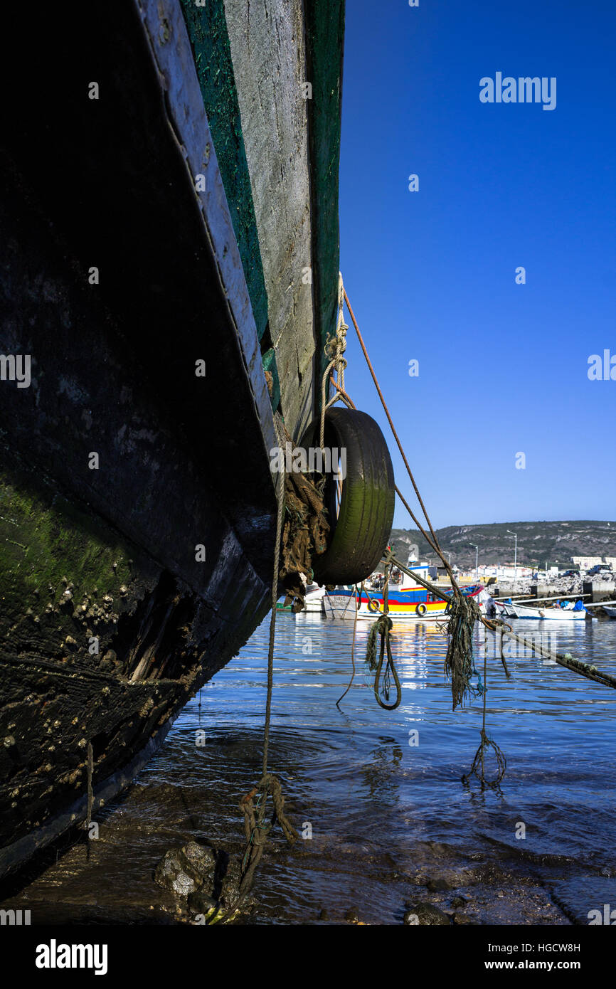 Dead ship hi-res stock photography and images - Alamy