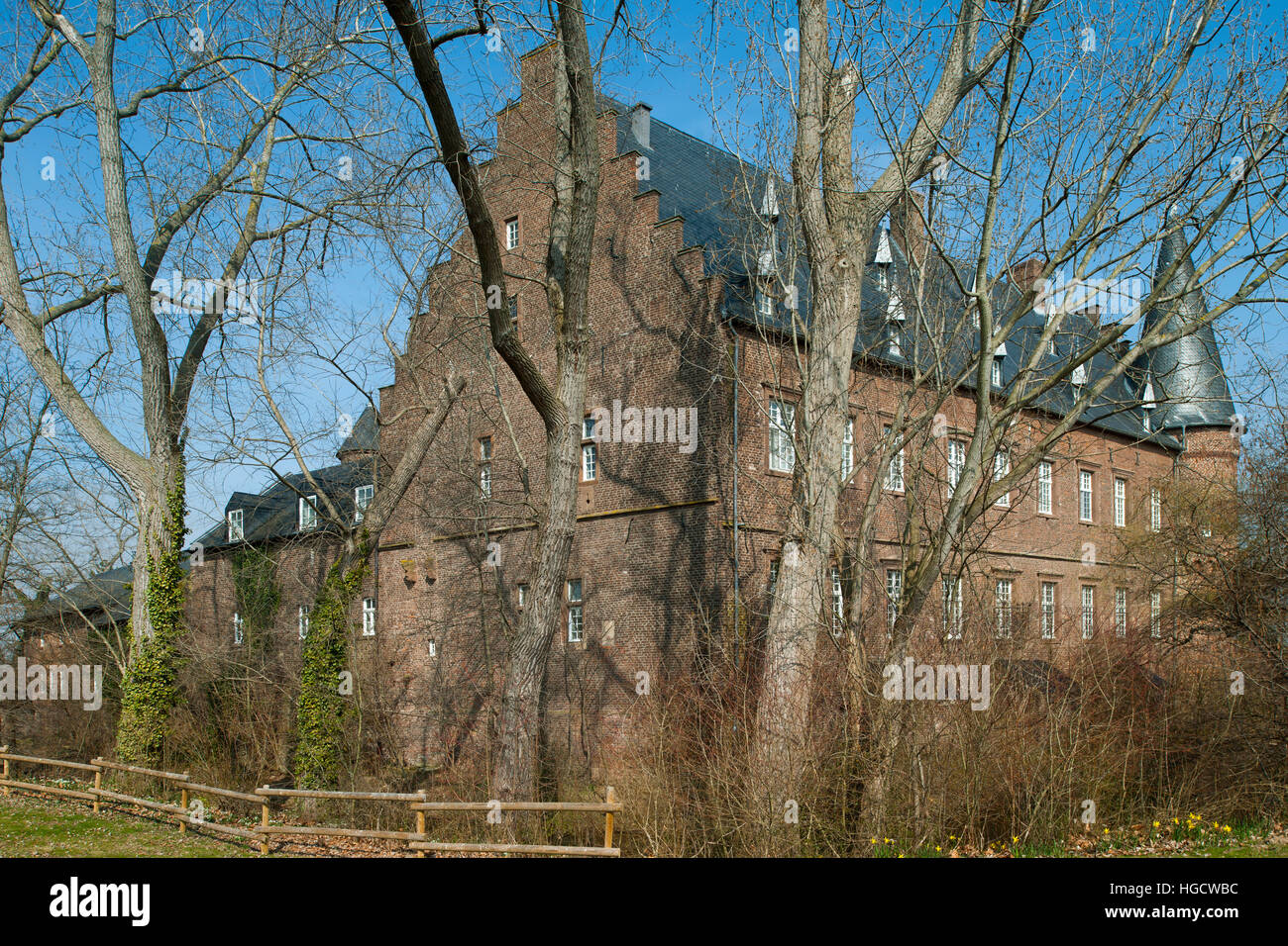 Staffelgiebel hi-res stock photography and images - Alamy