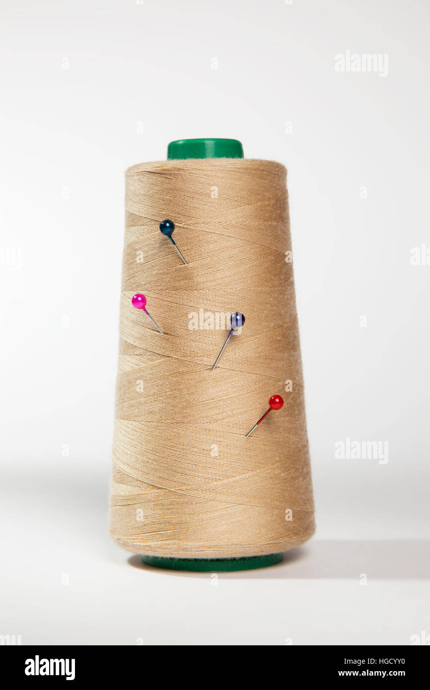 spools of thread Stock Photo - Alamy