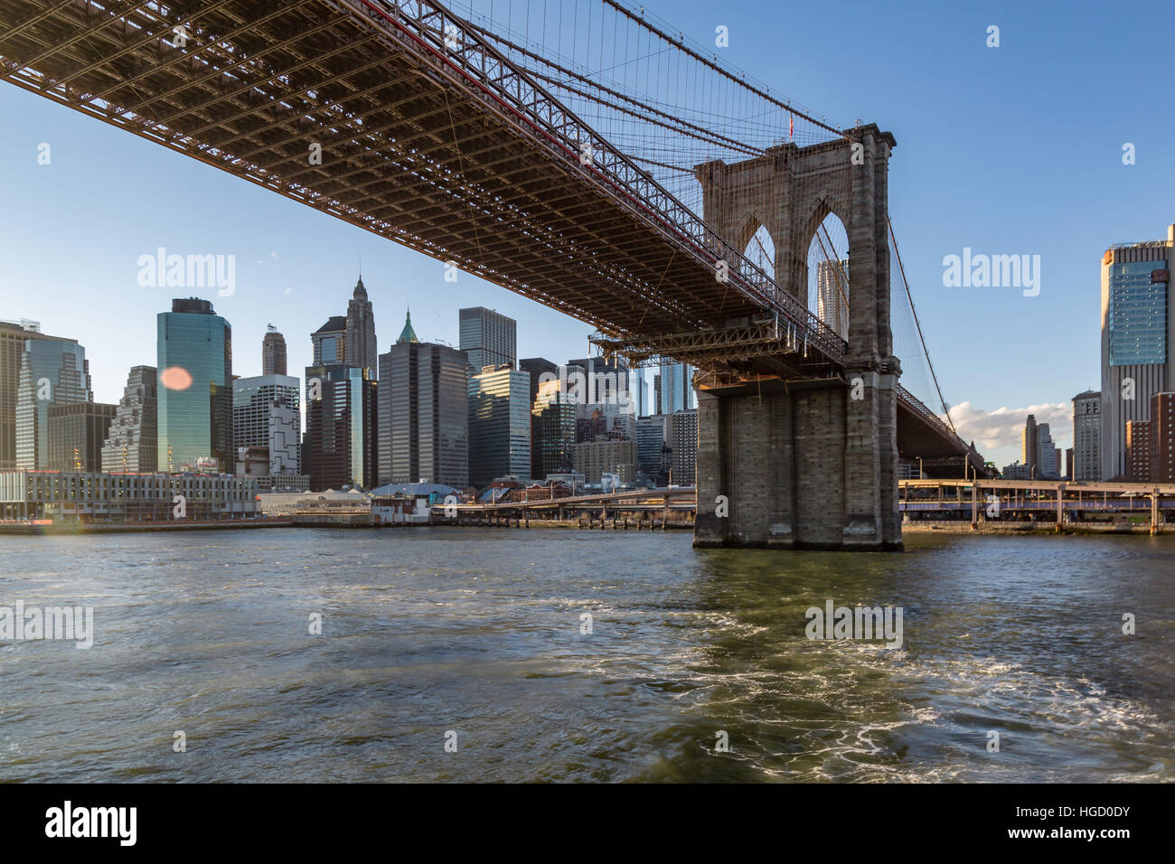 Brooklyn bridge manhattan side tower hi-res stock photography and ...