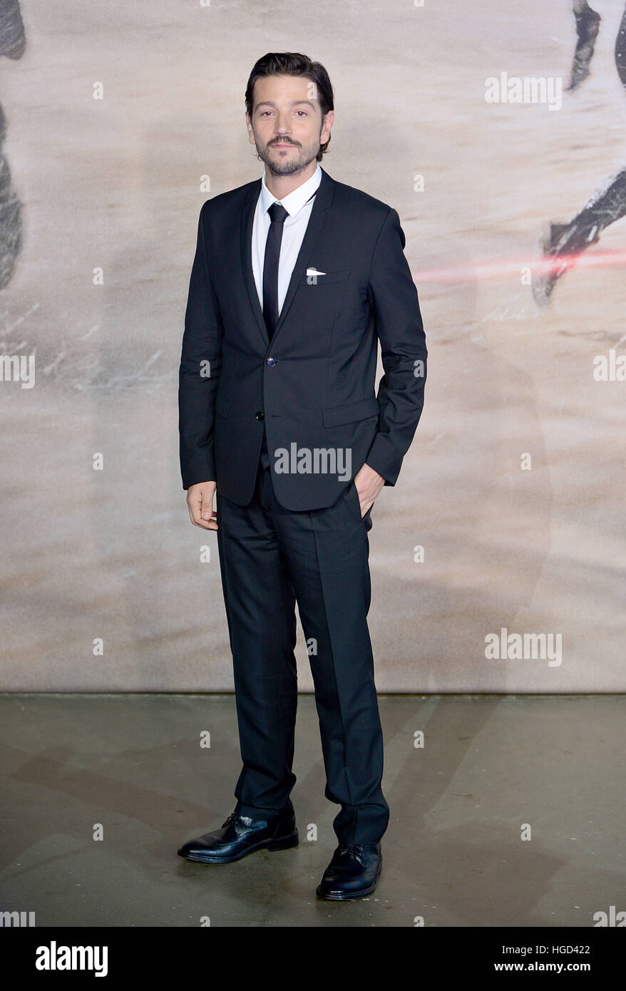 Rogue one: a star wars story story hi-res stock photography and images ...