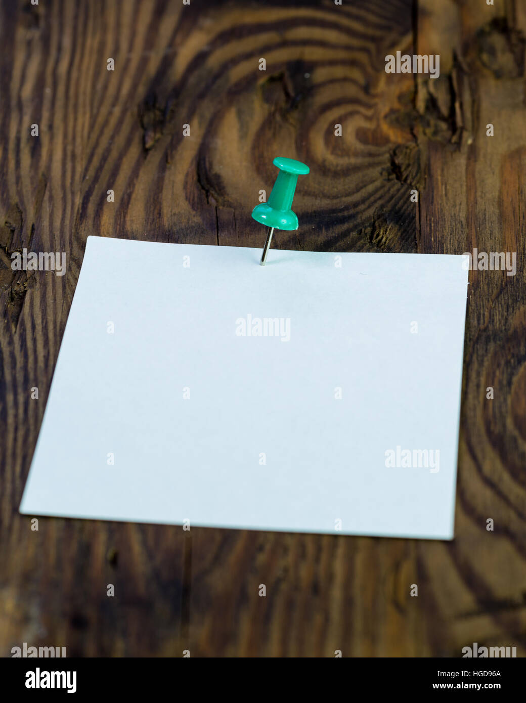 Push pin thumbtack line hi-res stock photography and images - Alamy