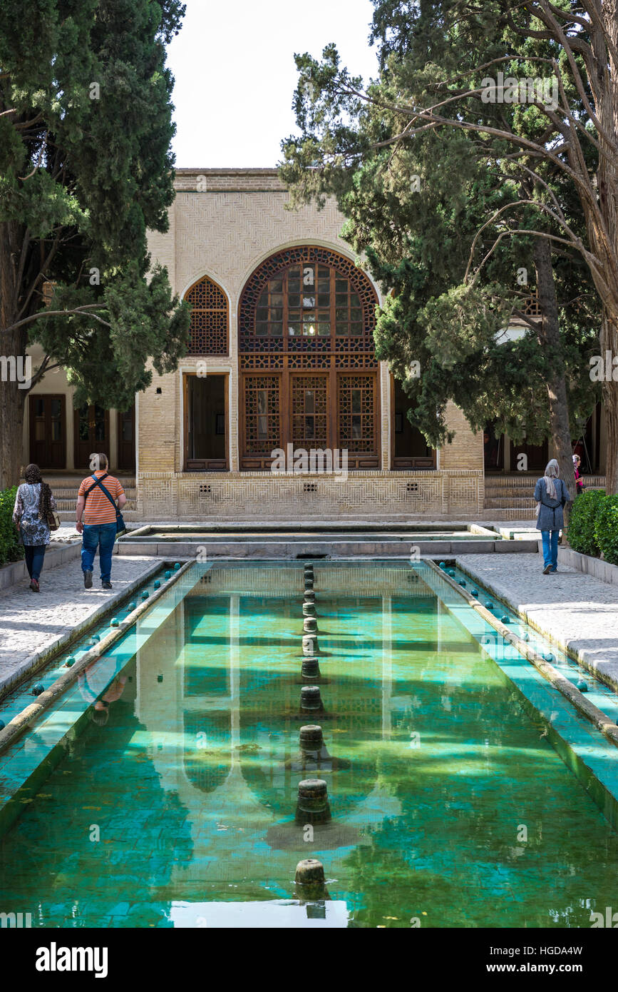 Courtyard of oldest extant Persian garden in Iran called Fin Garden ...