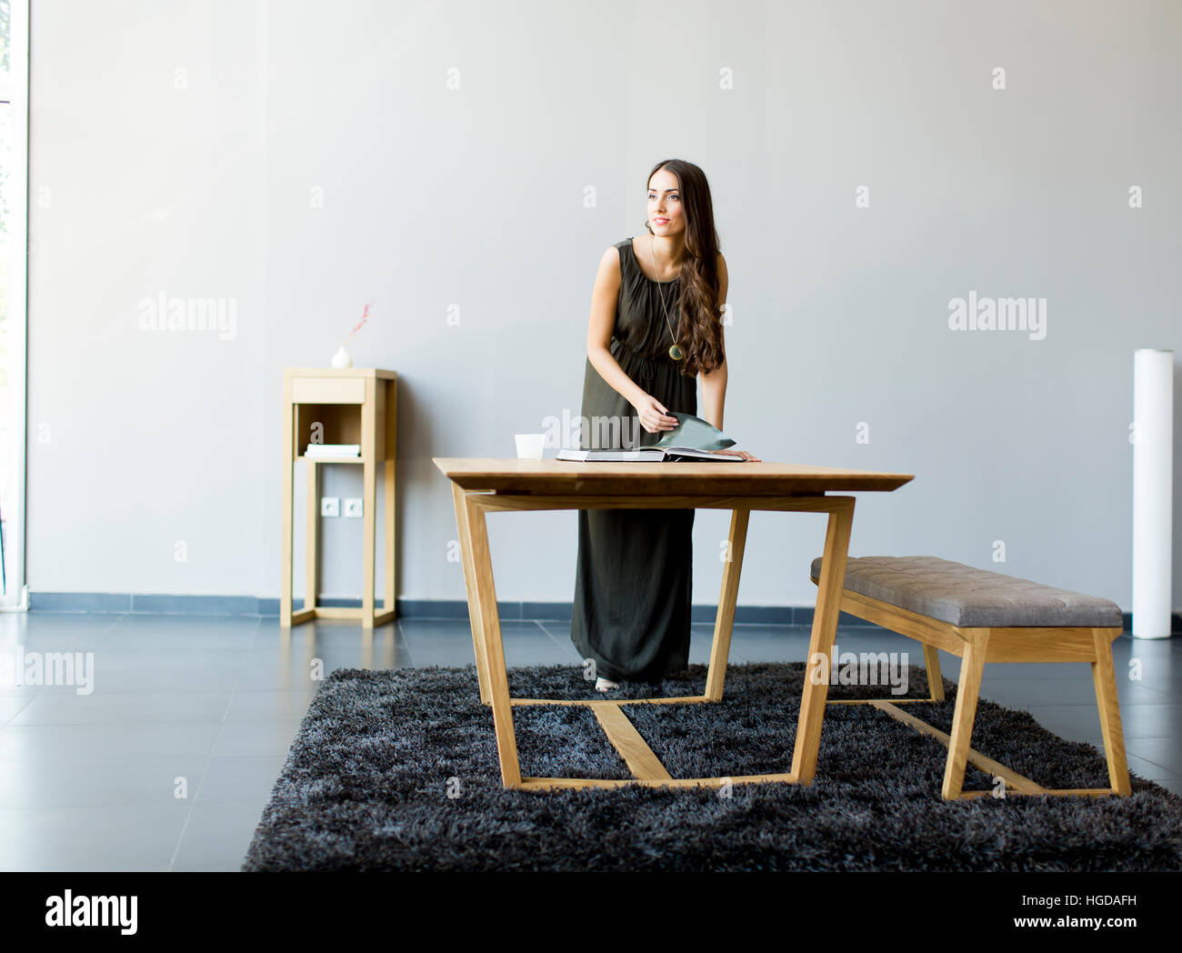 Book reading table hi-res stock photography and images - Alamy