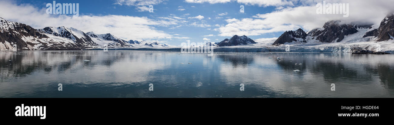 Spitsbergen, Svalbard, water, pack ice, mountains Stock Photo - Alamy