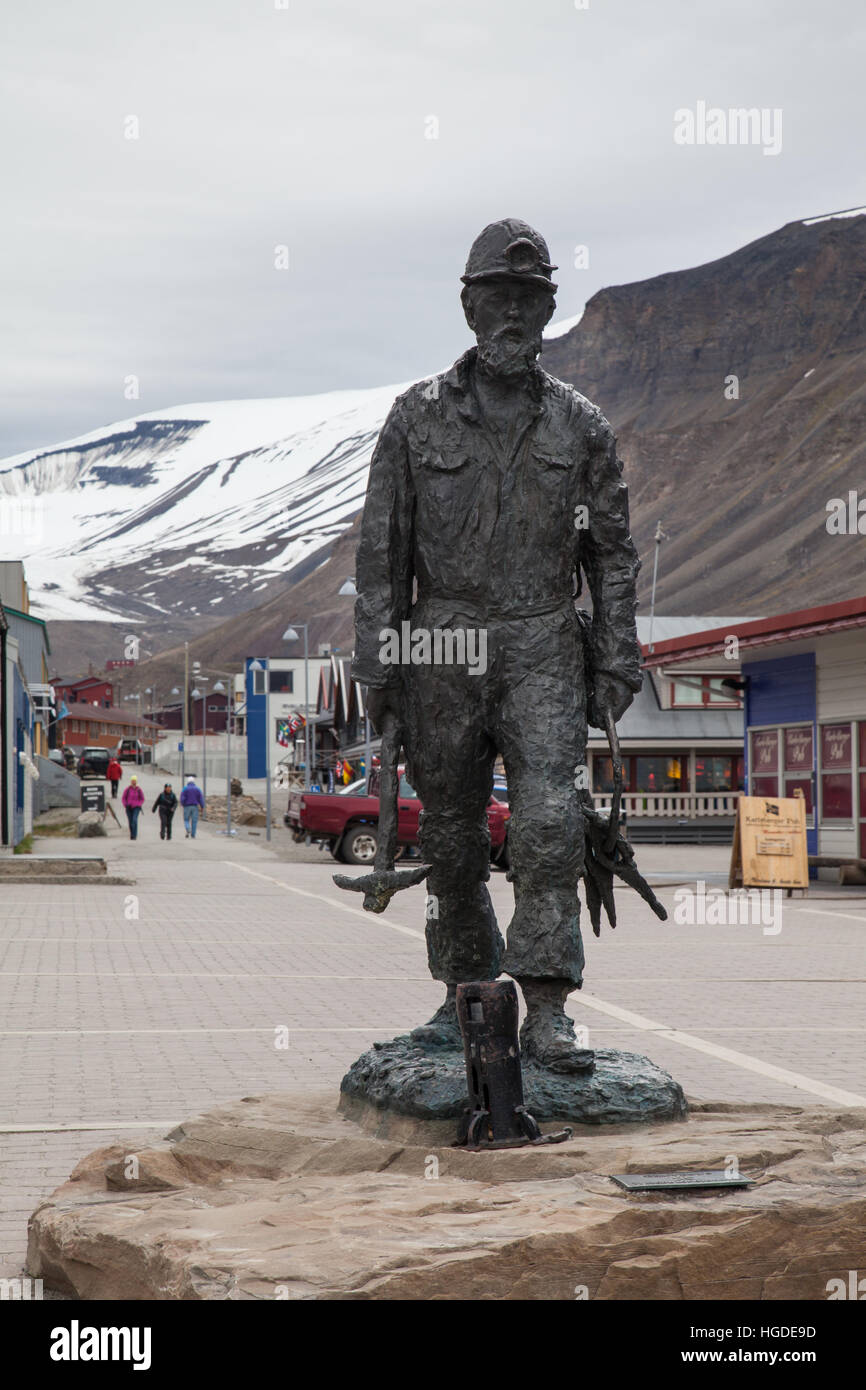 Spitsbergen, Svalbard, Longyearbyen, village Stock Photo - Alamy
