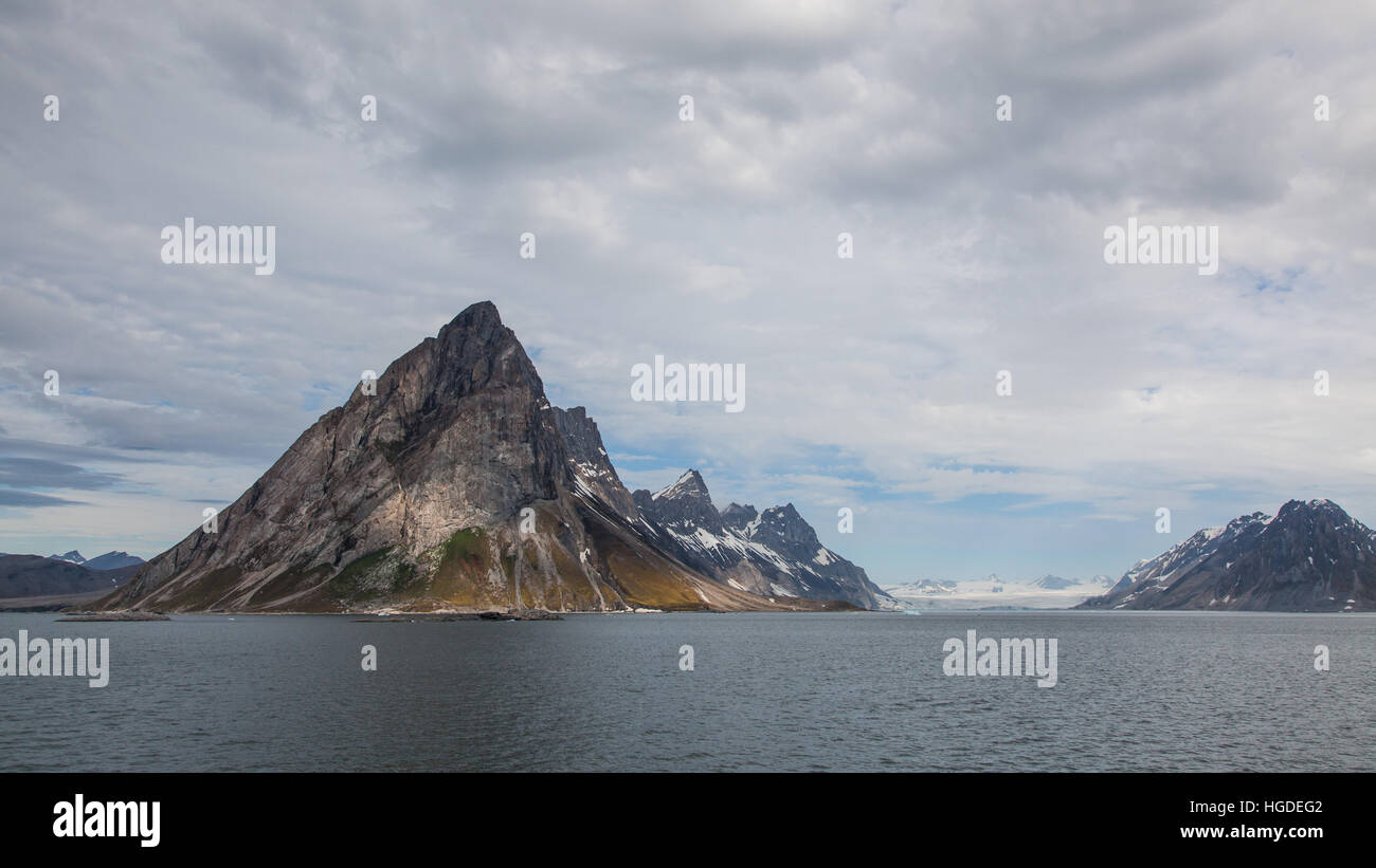 Hornsund and polar hi-res stock photography and images - Alamy