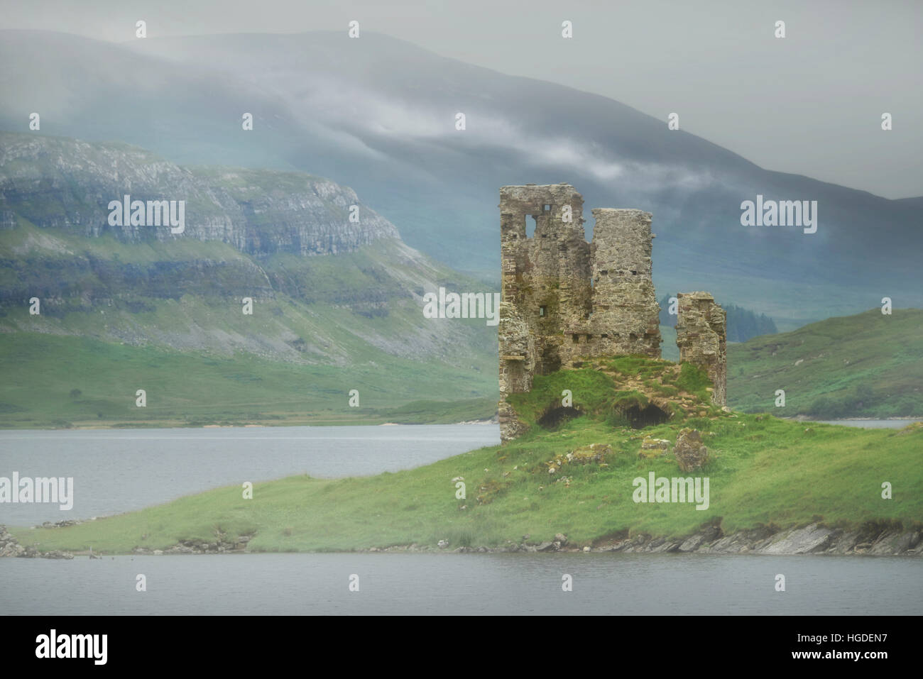 Europe, Great Britain, United Kingdom, Scotland, Lochinver, Loch Assynt ...